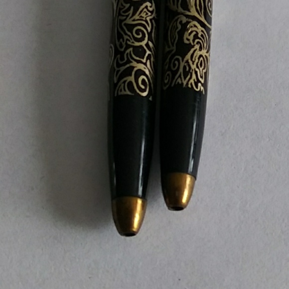 Arpege Chanel No. 5 | Accessories | Vintage Arpege Chanel No5 4kt Gold ...